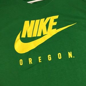 Nike | Shirts | Xl Nike Logo Nike Oregon Ncaa T Shirt Nike Oregon Ducks ...